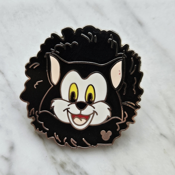 Disney | Jewelry | Figaro From Pinocchio And Minnie Mouse Disney Pin ...